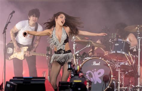 Olivia Rodrigo Stage Crawl Fishnets Fringe Booty Hyde Park Hot Celebs