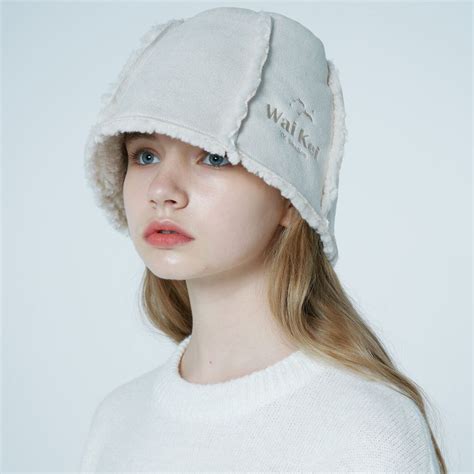 양털 무스탕 버킷햇 아이보리 감도 깊은 취향 셀렉트샵 29cm