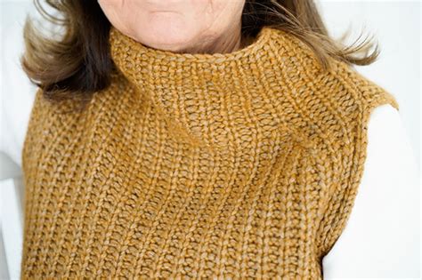 Ravelry Lateral Pattern By Lori Versaci