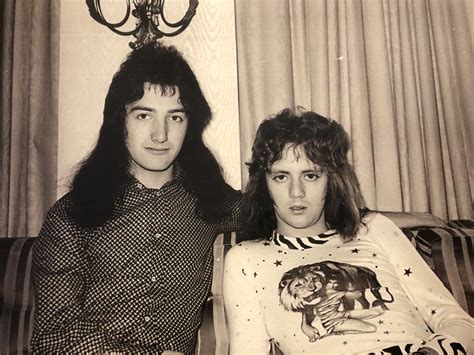 Pin Af Bbcamp På John Deacon Freddy Mercury Brian May Queen