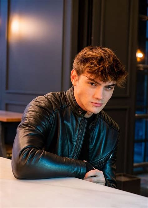 Gabriel Guevara Nick Leister Hombres Famosos Actores Guapos