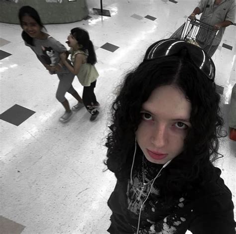 Lumi Athena Foto Del Profilo Cantanti Foto