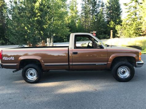 1989 Chevy K2500 Silverado 4x4 One Owner 24k Actual Original Miles For Sale