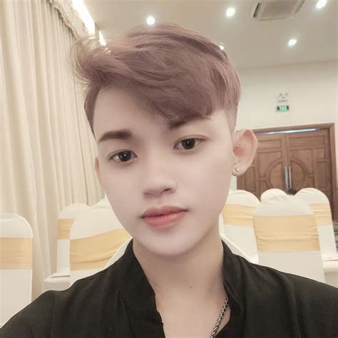 ĐẰng ĐẰng Moel Bình Chánh