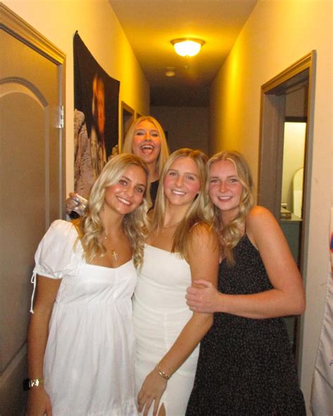 Sarah Siebert Sarahsiebertt • Instagram Photos And Videos