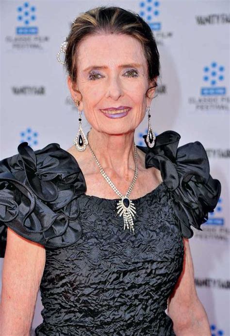 Margaret Obrien Biography Height And Life Story Super Stars Bio