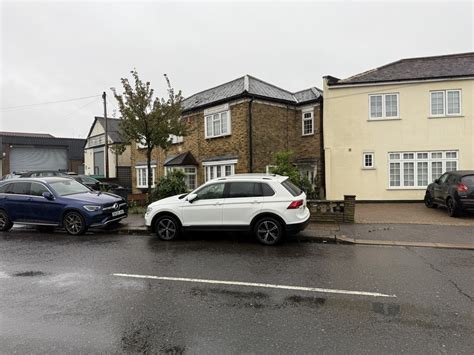 Available At £400 000 71 Redbridge Lane East Ilford Greater London