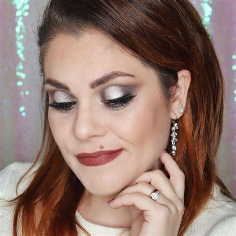 Grey Halo Look Festive Look Lisa Eldridge Velvet Decade Lipstick