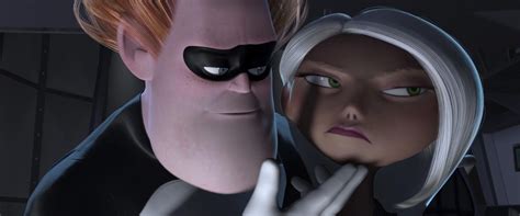 The Incredibles 25 Weirdest Things About Elastigirls Body