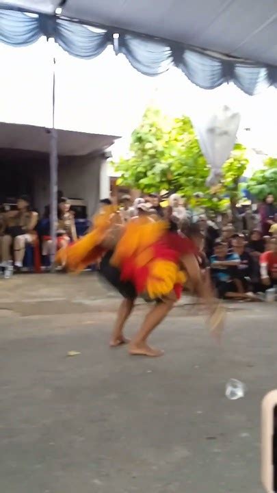 Akrobat Kenthus Youtube