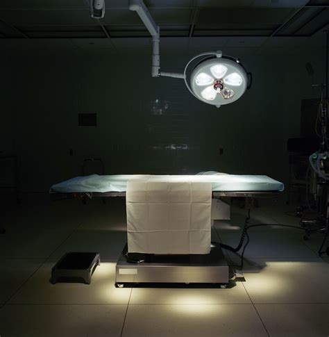 Lucinda Devlin Frames Of Reference At The Photographische Sammlung