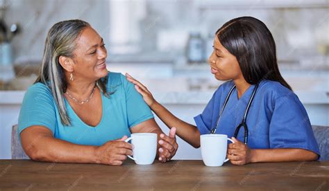 Premium Photo Black Woman Healthcare Doctor With Elderly Patient