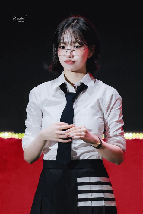 조유리 톰브 안경 연예인잡담 에펨코리아