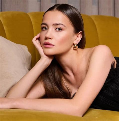 زهورالدم ديلان وباران 🩸🥀 Yağmuryüksel Explore Yağmuryüksel Explore Dilbar Dilankarabey