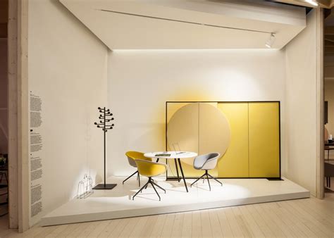 Arper Presents 2016 Collection In Colour Themed Installation