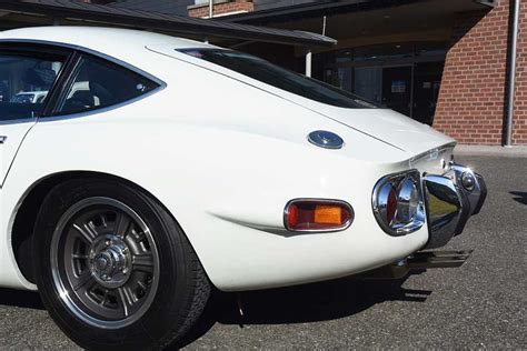 「なんだこいつは」カーイベントでの迷惑行為に絶句 手あかでベタベタ 車検証の撮影に怒り Encount