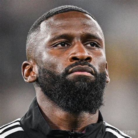 图片报：吕迪格曾认为自己被不公平对待，并考虑过退出国家队