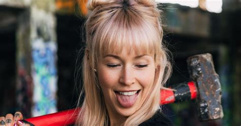 Shosh Showing Love To The Women Of 140 Beatportal