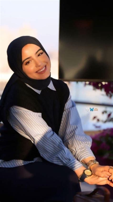 Kübra Batuhan Wanita Gambar Hijab