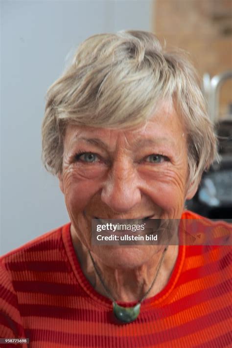 Heidi Hetzer Geb 20 Juni 1937 In Berlin Motor Sport News Photo Getty Images