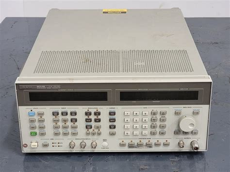 8644b Synthesized Signal Generator 0 26 1030 Mhz