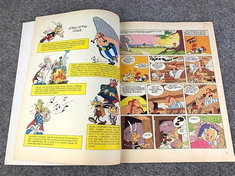 Asterix And Son 1970 80s Hodder Dargaud Uk Edition Paperback Book Uder
