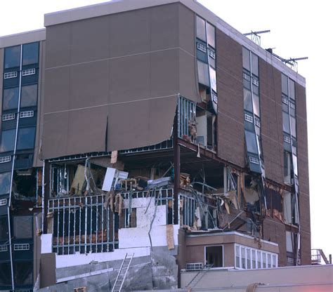 Austintown Ohio Phoenix House Apartment Explosion Residents Describe