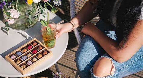 Kennismaking Asrin Sepideh Daoudi Van Luxury Dadelbonbons Maastricht