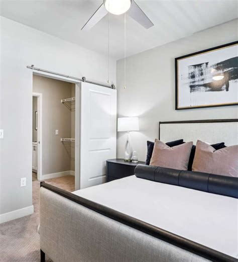 Point West Woodlake Sacramento Ca Apartments For Rent Zinc 1501