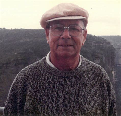 Bacvkhouse Noel Maxwell