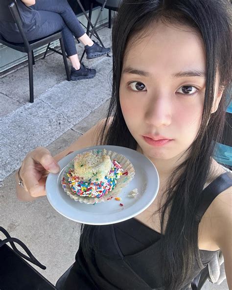 230829 Jisoo Ig Updates Rblackpink