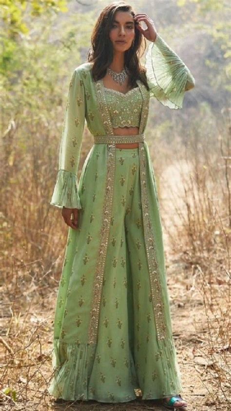 50 Latest Palazzo Pants Outfit 2024