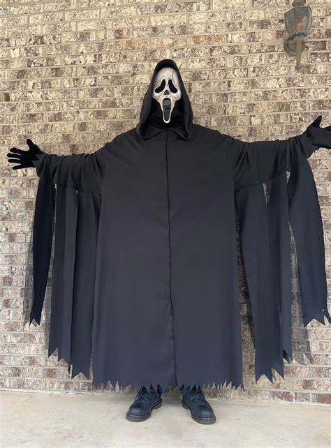 How To Make A Ghostface Robe At Floyd Holley Blog
