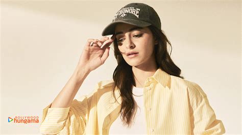 Ananya Panday Wallpapers Ananya Panday Cls 1 8 Bollywood Hungama