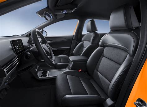 Mg Mg4 Technical Specifications And Fuel Economy