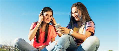 לקראת החופש הגדול זכויות להעסקת בני נוער בקרת שכר פתרונות אפקטיביים