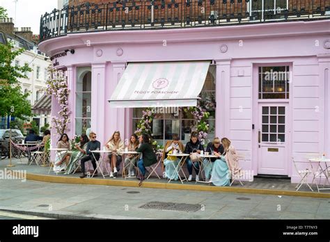 Peggy Porschen Cake Shop Exterior Belgravia London England Stock