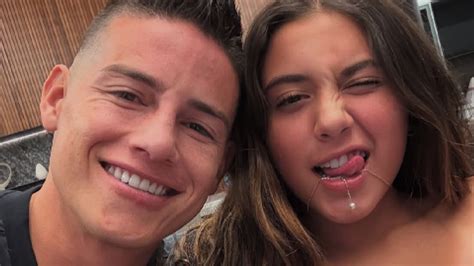 Daniela Ospina Exesposa De James Rodríguez Tomó Una Contundente