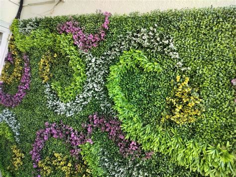 Synthetic Artificial Vertical Grass Wall Service At ₹ 197sq Ft In Pune