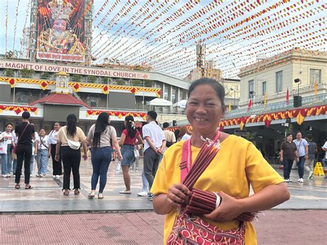 The Traditions Of Sinug Candle Vendors At The Basilica Minore Del Santo Niño De Cebu