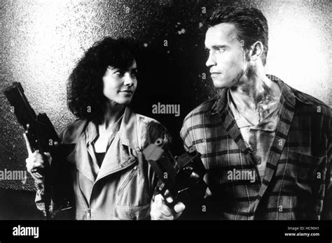 Total Recall Von Links Rachel Ticotin Arnold Schwarzenegger 1990
