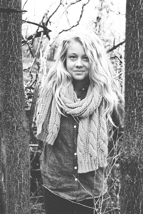 And She Shoots Photography By Breea Guttery Hair Styles Beauty Style