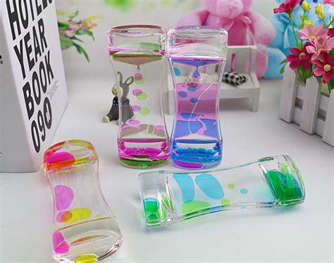 Desk Liquid Motion Spiral Toy Bubble Water Sand Plastic Gel Hourglass