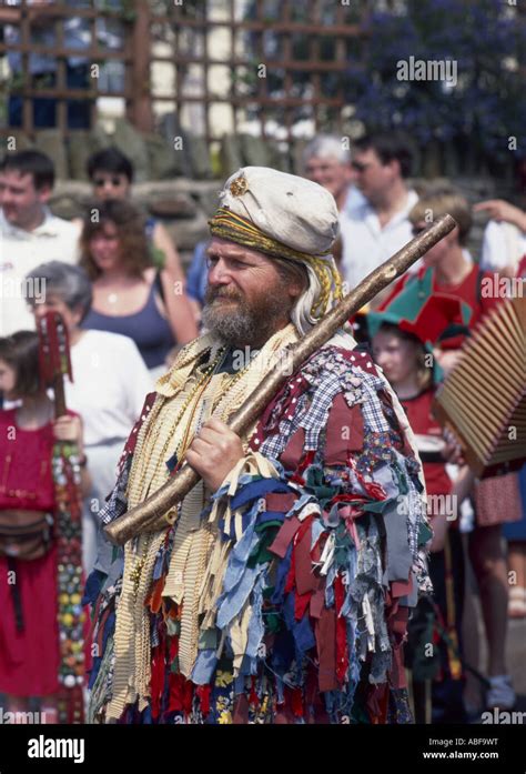 Mummers Dancing In Winterbourne Down Village Near Bristol England Stock