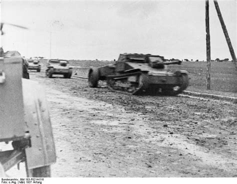 Italian Tankette L3 33