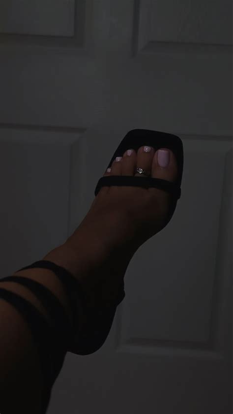 Heels Aesthetic Pink Toes Toe Rings Toe Nails Black Heels Clean