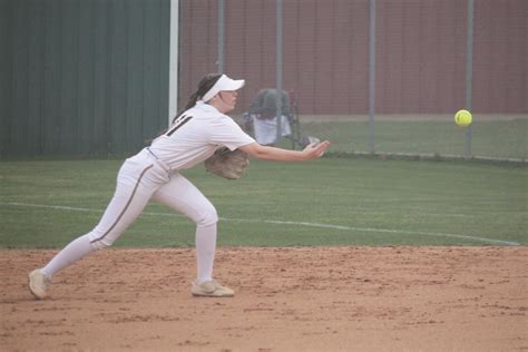 Malakoff Softball Defeats Eustace Then Stomps Quitman Mabank Monitor