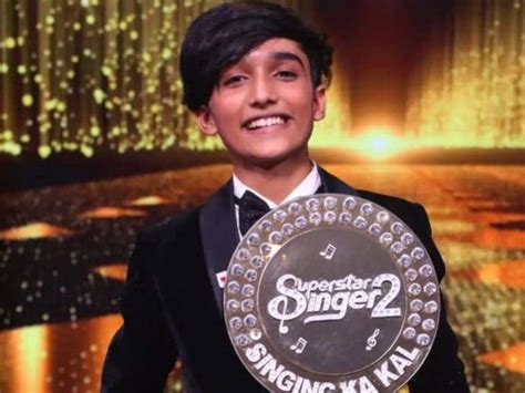 Superstar Singer 2 Winner 14 Year Old Mohammad Faiz Won Trophy And