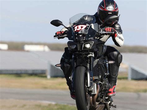 Motorcycle Lessons Beyond The Classroom Part 6 Cycle World