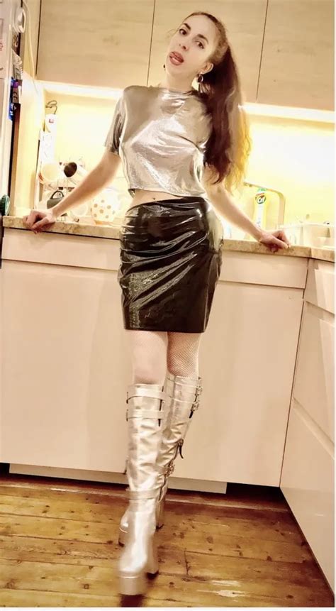 Sexy Tally In Silver Boots 7 Pics Xhamster